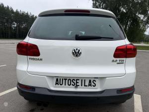 White Volkswagen Tiguan 2012 in Kaunas, with an engine capacity of 1.97 L and mileage of 263 thousand km for 8444 €, photo 7 on AUTOMOTO.COM.LV