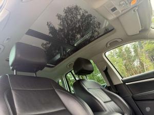 White Volkswagen Tiguan 2012 in Kaunas, with an engine capacity of 1.97 L and mileage of 263 thousand km for 8444 €, photo 15 on AUTOMOTO.COM.LV