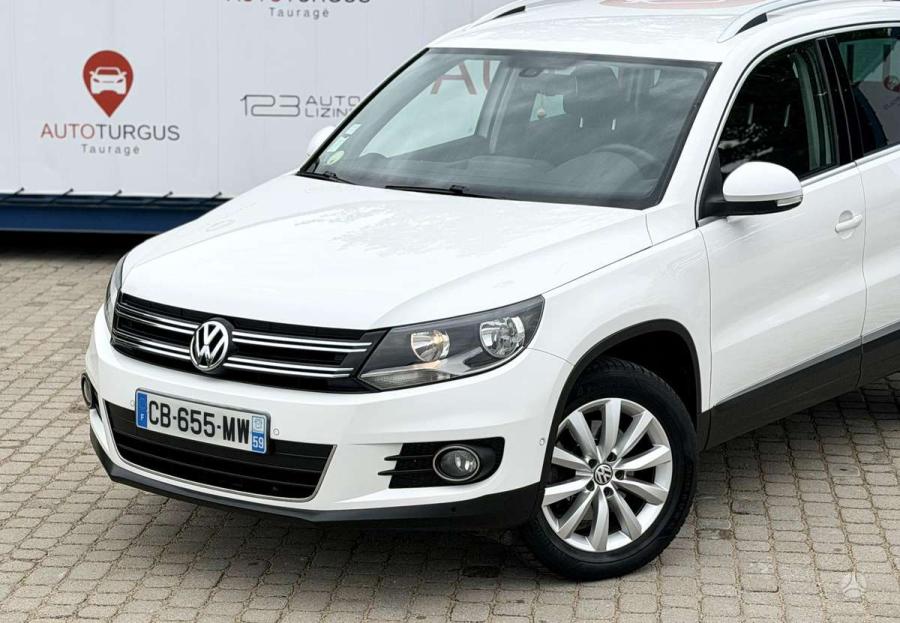 White Volkswagen Tiguan 2012 in Taurage, with an engine capacity of 1.97 L and mileage of 255 thousand km for 7300 €, photo 3 on AUTOMOTO.COM.LV