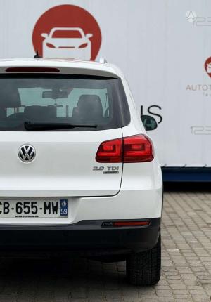 White Volkswagen Tiguan 2012 in Taurage, with an engine capacity of 1.97 L and mileage of 255 thousand km for 7300 €, photo 24 on AUTOMOTO.COM.LV