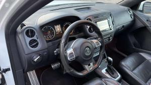 White Volkswagen Tiguan 2012 in Jonava, with an engine capacity of 1.97 L and mileage of 226 thousand km for 7900 €, photo 22 on AUTOMOTO.COM.LV