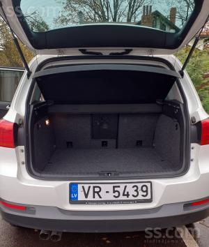 Balts Volkswagen Tiguan 2012 Jūrmala, ar dzinēja tilpumu 1.40 L un nobraukumu 71 tūkst. km par 13850 €, foto 6 vietnē AUTOMOTO.COM.LV