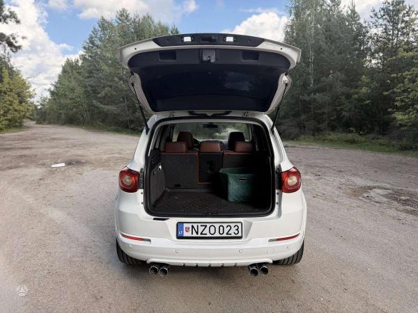 Фольксваген Тигуан 2012 в Каунас на AUTOMOTO.COM.LV Белый Фольксваген Тигуан 2012 в Каунас, объемом двигателя 1.97 л и пробегом 336 тыс. км за 7150 €, фото 8 на AUTOMOTO.COM.LV