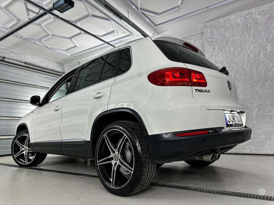 Balts Volkswagen Tiguan 2012 Kauņa, ar dzinēja tilpumu 2.00 L un nobraukumu 266 tūkst. km par 8850 €, foto 11 vietnē AUTOMOTO.COM.LV