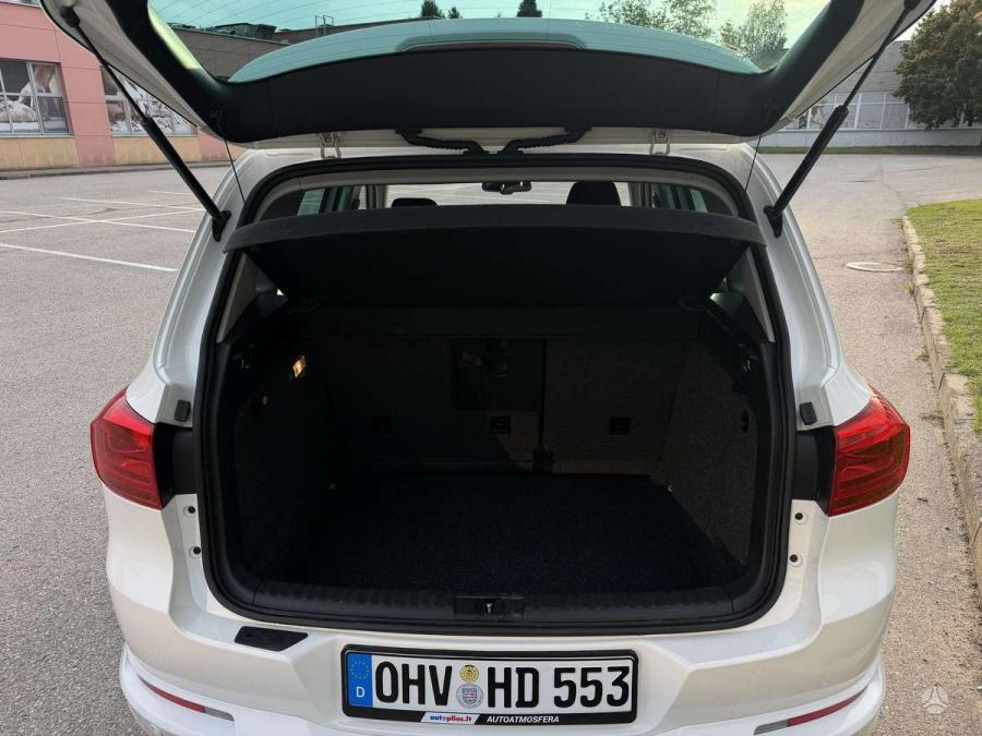 Balts Volkswagen Tiguan 2012 Utena, ar dzinēja tilpumu 1.97 L un nobraukumu 262 tūkst. km par 9990 €, foto 26 vietnē AUTOMOTO.COM.LV