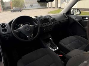Balts Volkswagen Tiguan 2012 Utena, ar dzinēja tilpumu 1.97 L un nobraukumu 262 tūkst. km par 9990 €, foto 29 vietnē AUTOMOTO.COM.LV