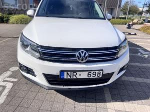 Balts Volkswagen Tiguan 2012 Daugavpils, ar dzinēja tilpumu 2.00 L un nobraukumu 235 tūkst. km par 9800 €, foto 5 vietnē AUTOMOTO.COM.LV