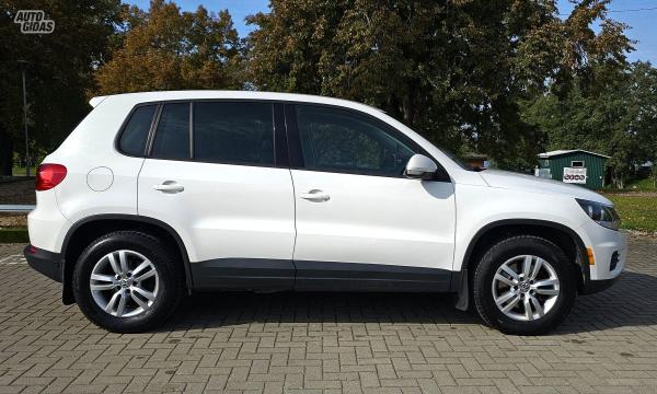 White Volkswagen Tiguan 2012 in Trakai, with an engine capacity of 2.00 L and mileage of 209 thousand km for 5500 €, photo 11 on AUTOMOTO.COM.LV
