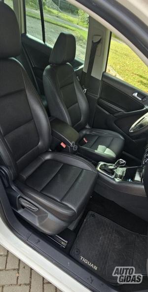 Balts Volkswagen Tiguan 2012 Trakai, ar dzinēja tilpumu 2.00 L un nobraukumu 209 tūkst. km par 5500 €, foto 18 vietnē AUTOMOTO.COM.LV