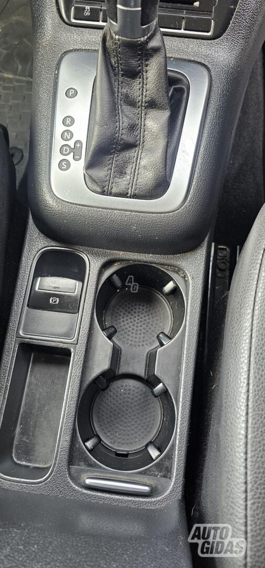 Balts Volkswagen Tiguan 2012 Trakai, ar dzinēja tilpumu 2.00 L un nobraukumu 209 tūkst. km par 5500 €, foto 22 vietnē AUTOMOTO.COM.LV