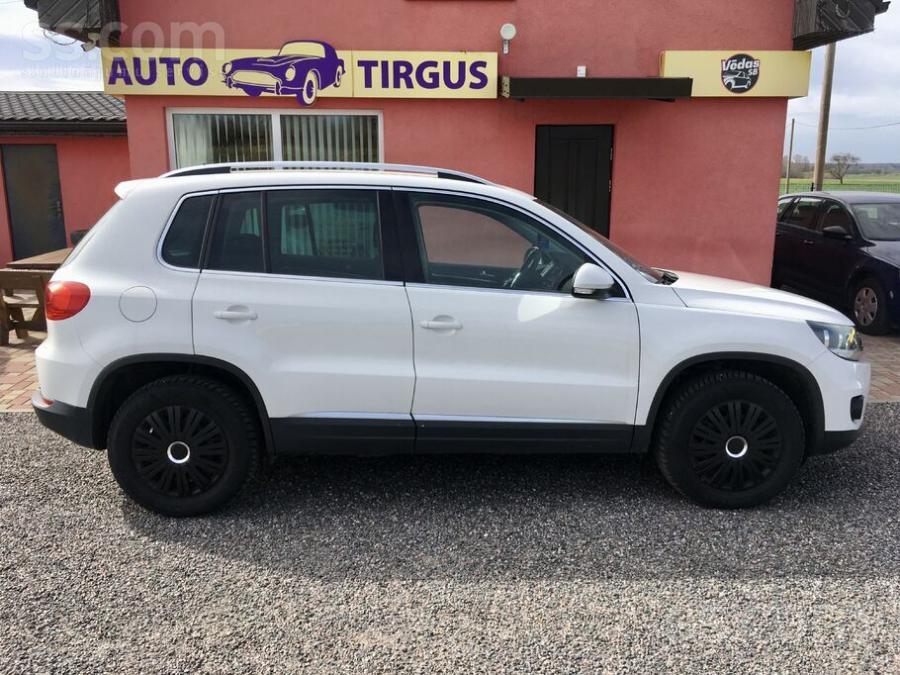 White Volkswagen Tiguan 2013 in Talsi, with an engine capacity of 2.00 L and mileage of 0 thousand km for 8999 €, photo 2 on AUTOMOTO.COM.LV