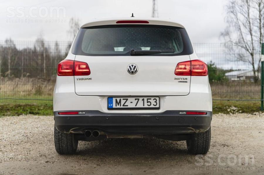 Balts Volkswagen Tiguan 2013 Rīga, ar dzinēja tilpumu 2.00 L un nobraukumu 425 tūkst. km par 8490 €, foto 5 vietnē AUTOMOTO.COM.LV