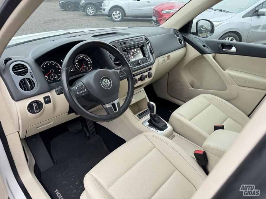 Balts Volkswagen Tiguan 2013 Viļņa, ar dzinēja tilpumu 2.00 L un nobraukumu 162 tūkst. km par 7500 €, foto 14 vietnē AUTOMOTO.COM.LV