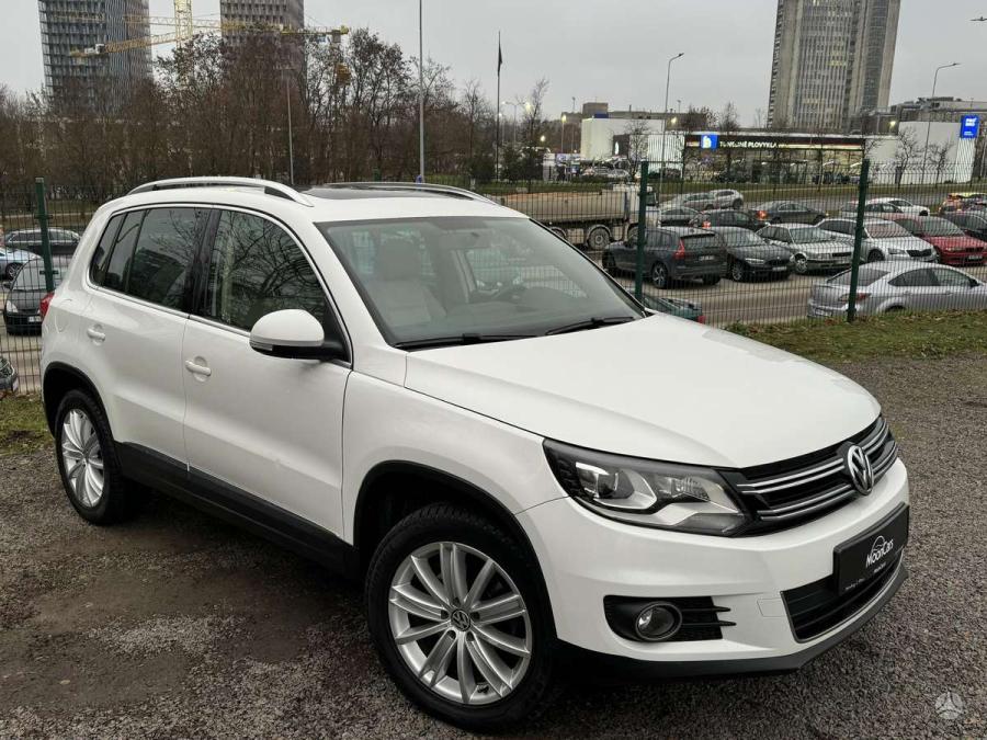Balts Volkswagen Tiguan 2013 Viļņa, ar dzinēja tilpumu 1.98 L un nobraukumu 162 tūkst. km par 7500 €, foto 2 vietnē AUTOMOTO.COM.LV