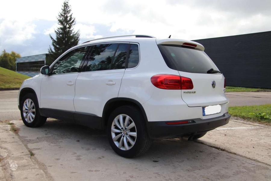 Balts Volkswagen Tiguan 2013 Kauņa, ar dzinēja tilpumu 1.97 L un nobraukumu 303 tūkst. km par 6200 €, foto 3 vietnē AUTOMOTO.COM.LV