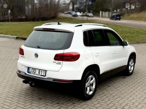 White Volkswagen Tiguan 2013 in Vilnius, with an engine capacity of 2.00 L and mileage of 299 thousand km for 7500 €, photo 7 on AUTOMOTO.COM.LV