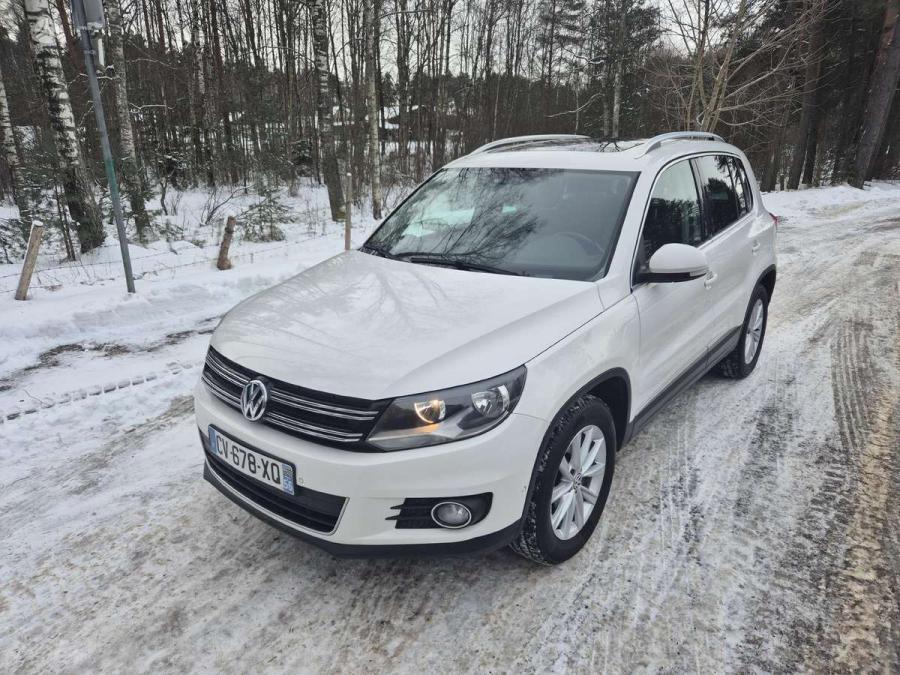 Balts Volkswagen Tiguan 2013 Tauragė, ar dzinēja tilpumu 1.97 L un nobraukumu 265 tūkst. km par 8400 €, foto 1 vietnē AUTOMOTO.COM.LV