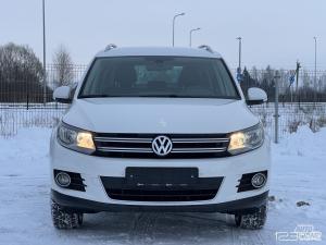 White Volkswagen Tiguan 2013 in Taurage, with an engine capacity of 2.00 L and mileage of 271 thousand km for 8200 €, photo 3 on AUTOMOTO.COM.LV