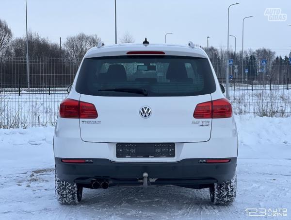 Balts Volkswagen Tiguan 2013 Tauragė, ar dzinēja tilpumu 2.00 L un nobraukumu 271 tūkst. km par 8200 €, foto 8 vietnē AUTOMOTO.COM.LV