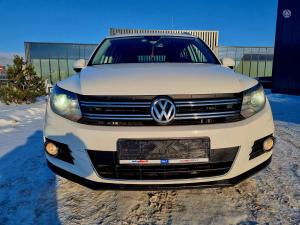 White Volkswagen Tiguan 2013 in Siauliai, with an engine capacity of 1.97 L and mileage of 234 thousand km for 9200 €, photo 4 on AUTOMOTO.COM.LV