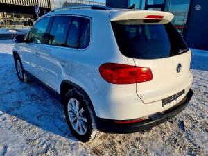 White Volkswagen Tiguan 2013 in Siauliai, with an engine capacity of 1.97 L and mileage of 234 thousand km for 9200 €, photo 9 on AUTOMOTO.COM.LV