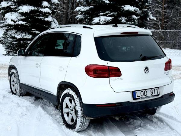 Balts Volkswagen Tiguan 2013 Viļņa, ar dzinēja tilpumu 2.00 L un nobraukumu 291 tūkst. km par 6900 €, foto 6 vietnē AUTOMOTO.COM.LV