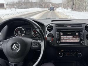 Balts Volkswagen Tiguan 2013 Viļņa, ar dzinēja tilpumu 2.00 L un nobraukumu 291 tūkst. km par 6900 €, foto 8 vietnē AUTOMOTO.COM.LV