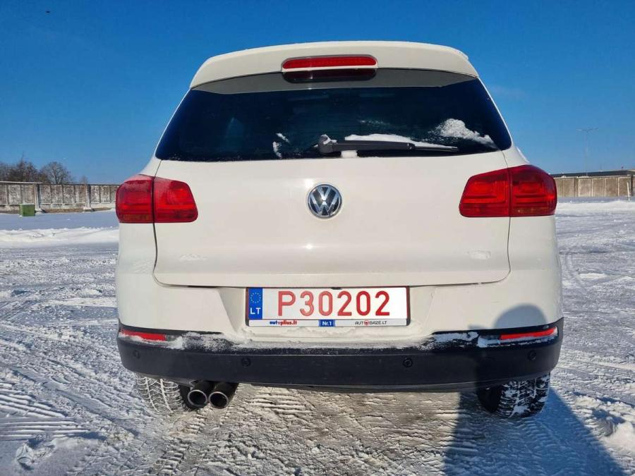 Balts Volkswagen Tiguan 2013 Šauļi, ar dzinēja tilpumu 1.97 L un nobraukumu 234 tūkst. km par 9200 €, foto 10 vietnē AUTOMOTO.COM.LV