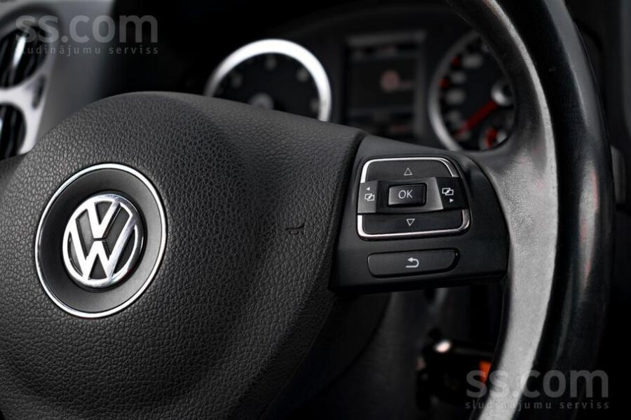 White Volkswagen Tiguan 2013 in Riga, with an engine capacity of 2.00 L and mileage of 0 thousand km for 6990 €, photo 20 on AUTOMOTO.COM.LV