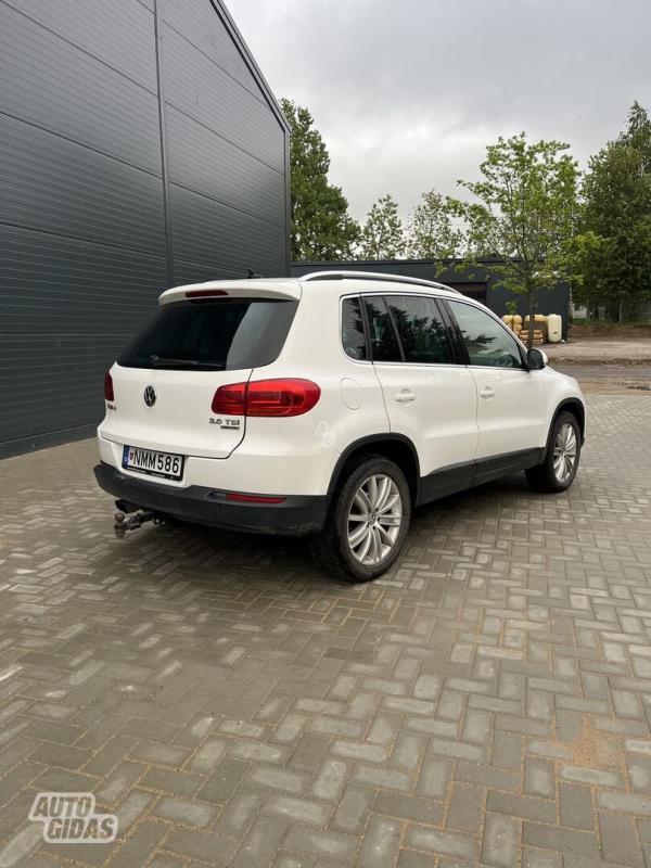 White Volkswagen Tiguan 2013 in Silale, with an engine capacity of 2.00 L and mileage of 195 thousand km for 7500 €, photo 3 on AUTOMOTO.COM.LV
