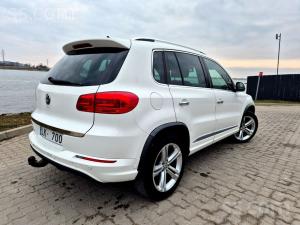 Balts Volkswagen Tiguan 2013 Liepāja, ar dzinēja tilpumu 2.00 L un nobraukumu 250 tūkst. km par 9777 €, foto 4 vietnē AUTOMOTO.COM.LV