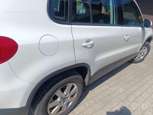 Balts Volkswagen Tiguan 2013 Tukums, ar dzinēja tilpumu 1.40 L un nobraukumu 255 tūkst. km par 6500 €, foto 3 vietnē AUTOMOTO.COM.LV