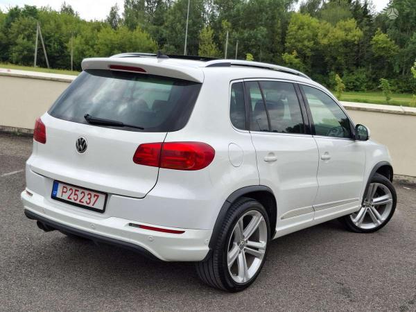 White Volkswagen Tiguan 2013 in Vilnius, with an engine capacity of 1.97 L and mileage of 244 thousand km for 10500 €, photo 2 on AUTOMOTO.COM.LV