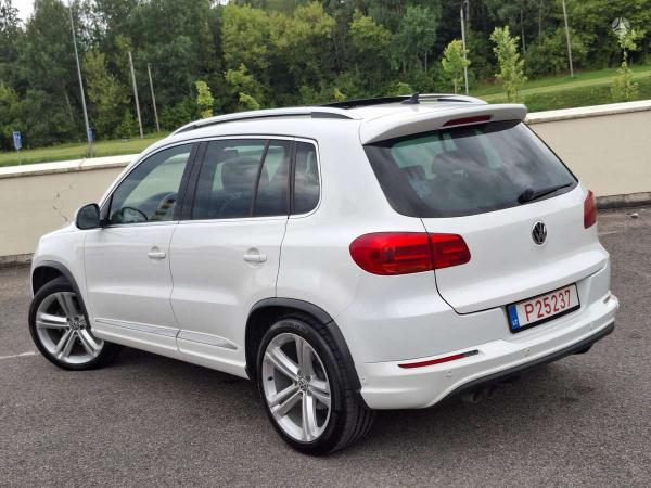 White Volkswagen Tiguan 2013 in Vilnius, with an engine capacity of 1.97 L and mileage of 244 thousand km for 10500 €, photo 6 on AUTOMOTO.COM.LV