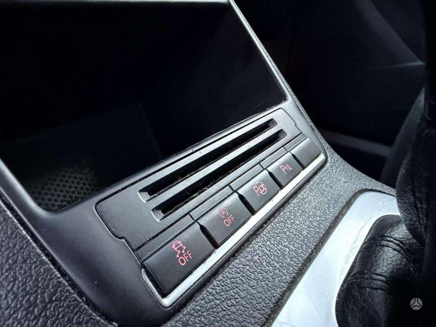 Balts Volkswagen Tiguan 2013 Kauņa, ar dzinēja tilpumu 1.97 L un nobraukumu 323 tūkst. km par 7950 €, foto 8 vietnē AUTOMOTO.COM.LV