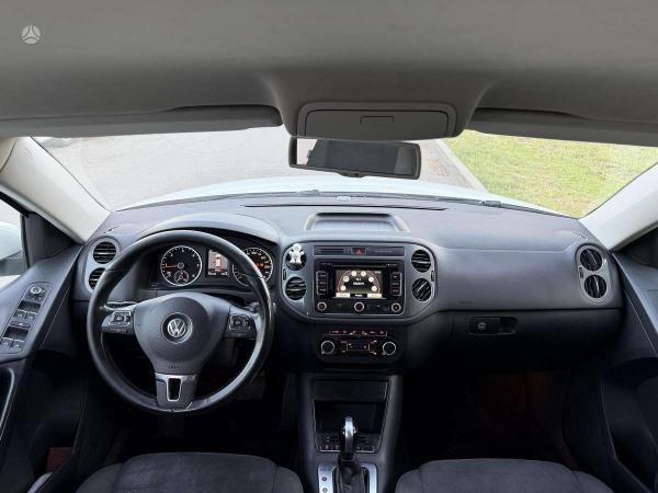 Balts Volkswagen Tiguan 2013 Kauņa, ar dzinēja tilpumu 1.97 L un nobraukumu 323 tūkst. km par 7950 €, foto 5 vietnē AUTOMOTO.COM.LV