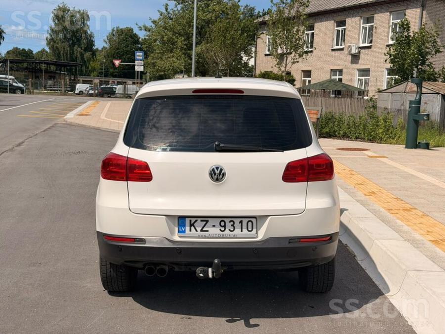 Balts Volkswagen Tiguan 2013 Rīga, ar dzinēja tilpumu 2.00 L un nobraukumu 254 tūkst. km par 9400 €, foto 9 vietnē AUTOMOTO.COM.LV