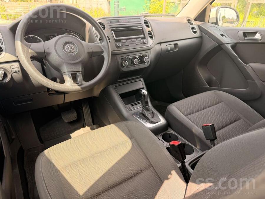 Balts Volkswagen Tiguan 2013 Rīga, ar dzinēja tilpumu 2.00 L un nobraukumu 254 tūkst. km par 9400 €, foto 12 vietnē AUTOMOTO.COM.LV