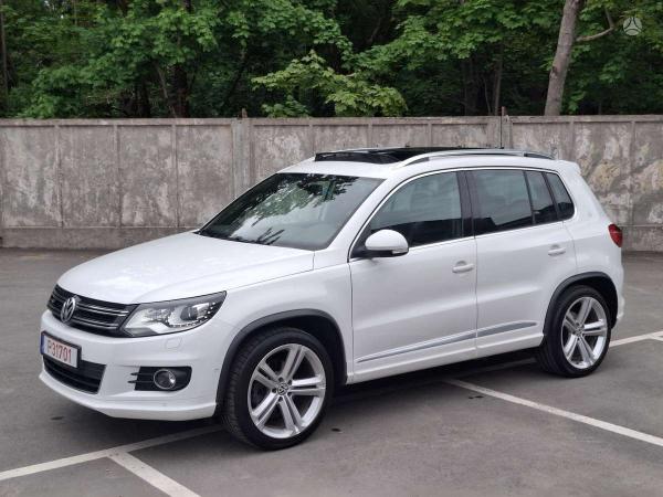 White Volkswagen Tiguan 2013 in Vilnius, with an engine capacity of 1.97 L and mileage of 244 thousand km for 10400 €, photo 10 on AUTOMOTO.COM.LV
