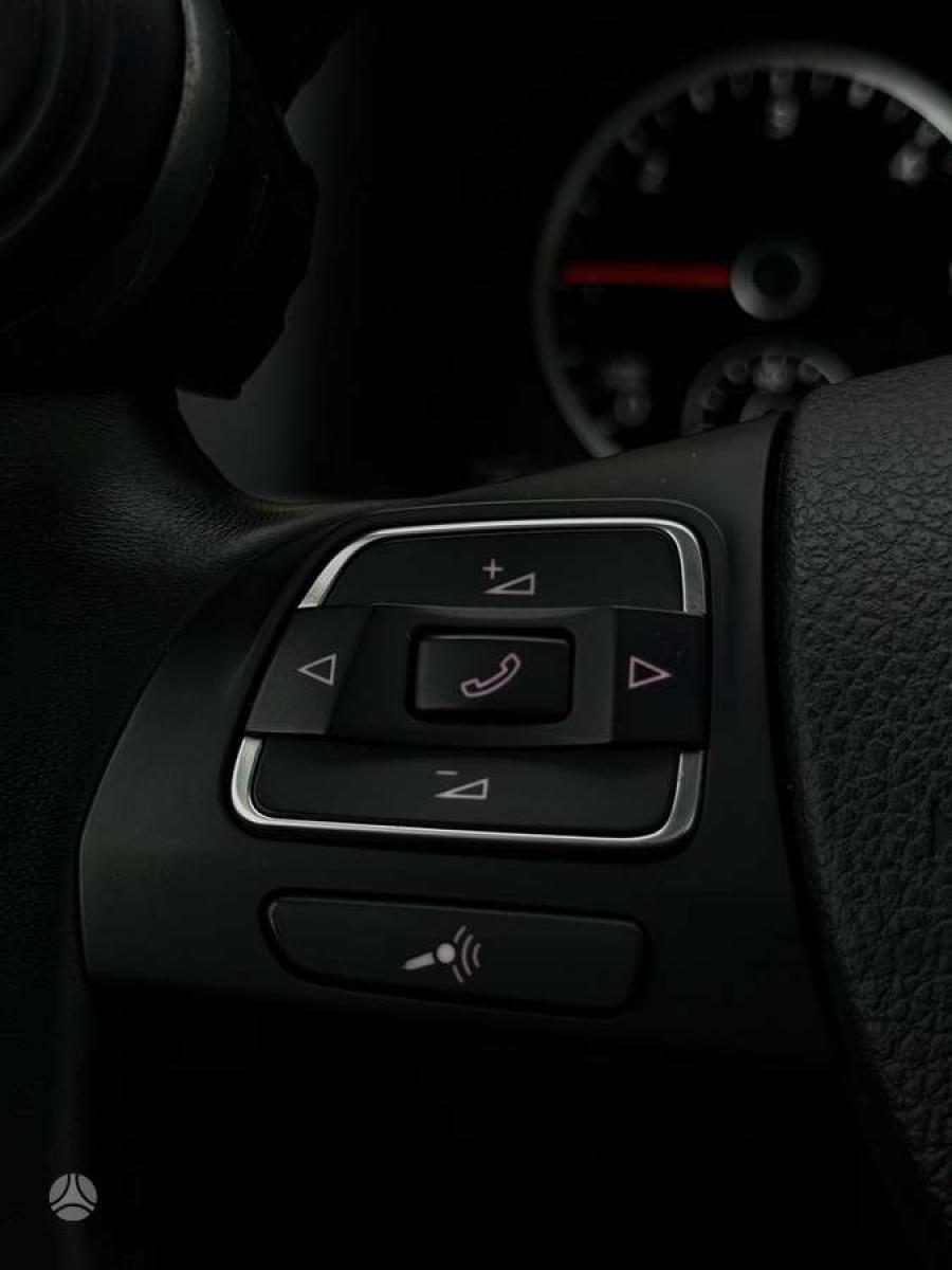Balts Volkswagen Tiguan 2013 Viļņa, ar dzinēja tilpumu 1.97 L un nobraukumu 119 tūkst. km par 12200 €, foto 29 vietnē AUTOMOTO.COM.LV