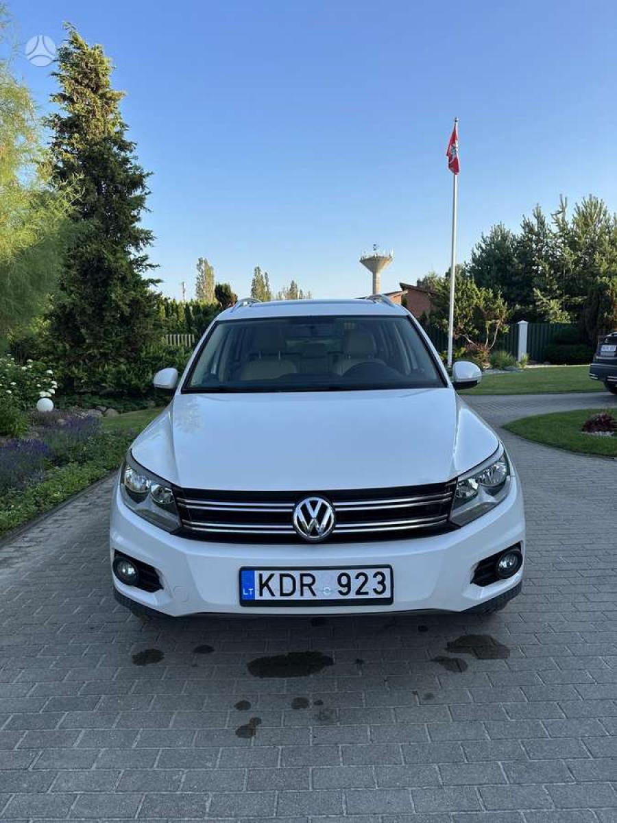Balts Volkswagen Tiguan 2013 Kretinga, ar dzinēja tilpumu 1.98 L un nobraukumu 104 tūkst. km par 8200 €, foto 3 vietnē AUTOMOTO.COM.LV