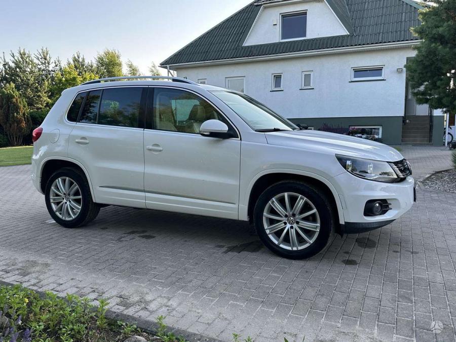 Balts Volkswagen Tiguan 2013 Kretinga, ar dzinēja tilpumu 1.98 L un nobraukumu 104 tūkst. km par 8200 €, foto 10 vietnē AUTOMOTO.COM.LV