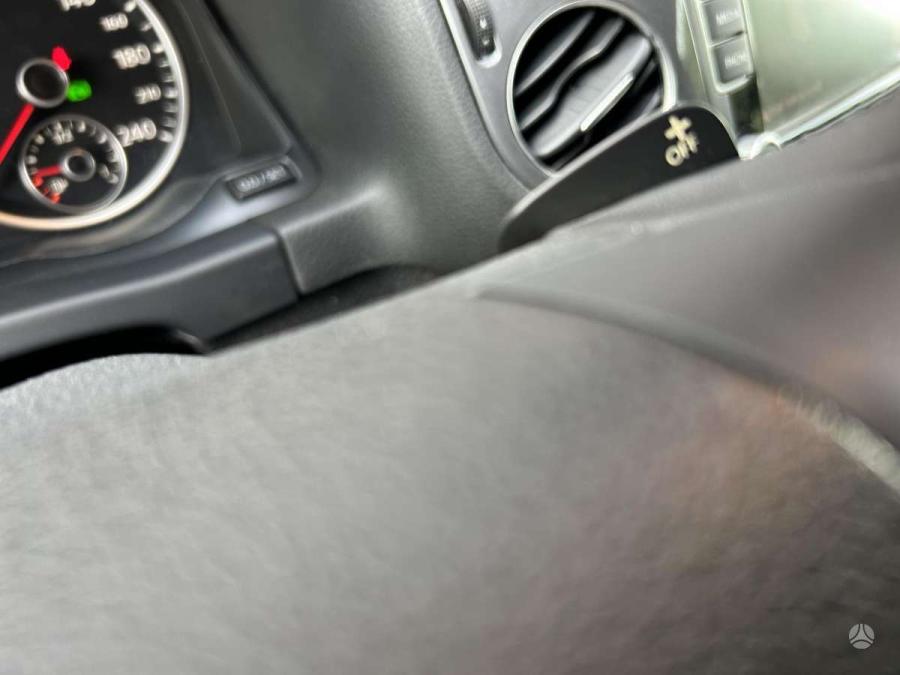 White Volkswagen Tiguan 2013 in Kaunas, with an engine capacity of 1.97 L and mileage of 248 thousand km for 8300 €, photo 14 on AUTOMOTO.COM.LV