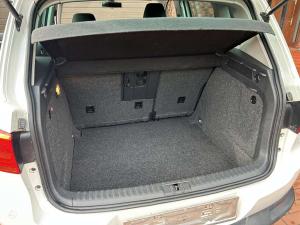 White Volkswagen Tiguan 2013 in Kaunas, with an engine capacity of 1.97 L and mileage of 248 thousand km for 8300 €, photo 20 on AUTOMOTO.COM.LV