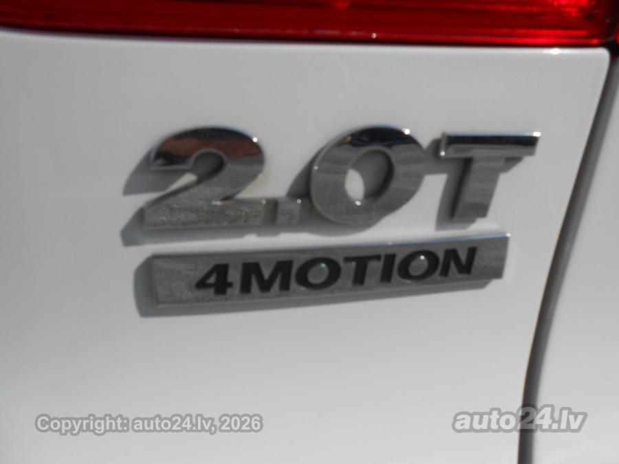 White Volkswagen Tiguan 2013 in Viljandi, with an engine capacity of 2.00 L and mileage of 226 thousand km for 8990 €, photo 6 on AUTOMOTO.COM.LV