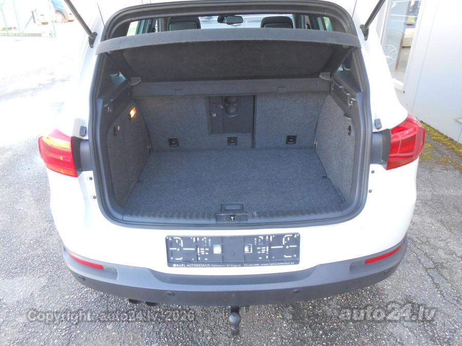 White Volkswagen Tiguan 2013 in Viljandi, with an engine capacity of 2.00 L and mileage of 226 thousand km for 8990 €, photo 20 on AUTOMOTO.COM.LV