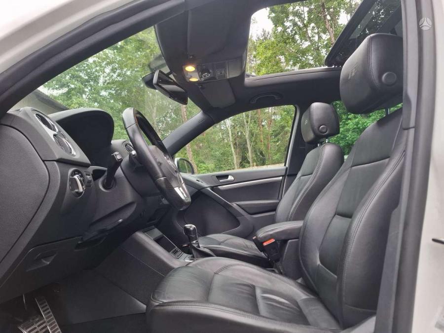 Balts Volkswagen Tiguan 2013 Viļņa, ar dzinēja tilpumu 1.97 L un nobraukumu 244 tūkst. km par 9700 €, foto 22 vietnē AUTOMOTO.COM.LV
