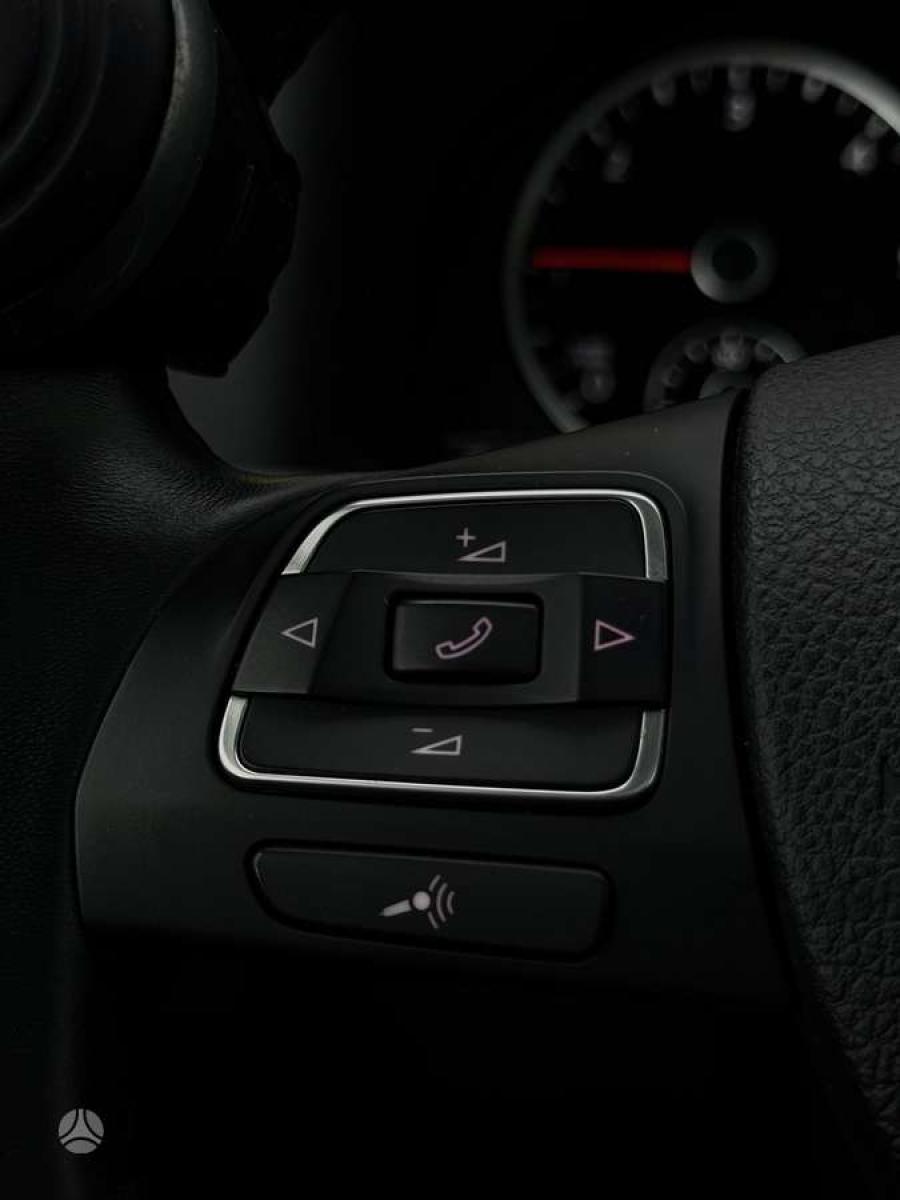Balts Volkswagen Tiguan 2013 Viļņa, ar dzinēja tilpumu 1.97 L un nobraukumu 119 tūkst. km par 12200 €, foto 29 vietnē AUTOMOTO.COM.LV