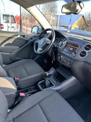 Balts Volkswagen Tiguan 2014 Pabradė, ar dzinēja tilpumu 2.00 L un nobraukumu 275 tūkst. km par 7999 €, foto 11 vietnē AUTOMOTO.COM.LV