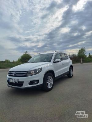 Balts Volkswagen Tiguan 2014 Panevēža, ar dzinēja tilpumu 2.00 L un nobraukumu 278 tūkst. km par 8000 €, foto  vietnē AUTOMOTO.COM.LV